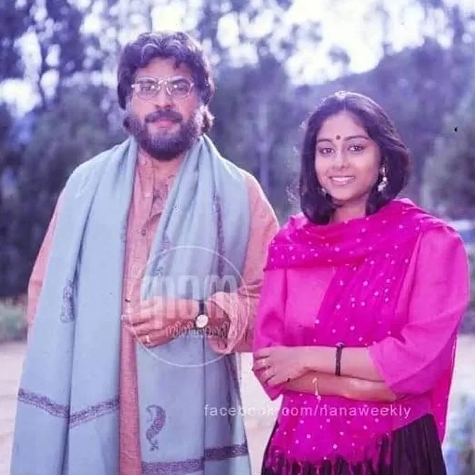 'மௌன ராகம்' சீரியல் நடிகை சிப்பி ரஞ்சித் கணவர் மற்றும் குழந்தையை ...