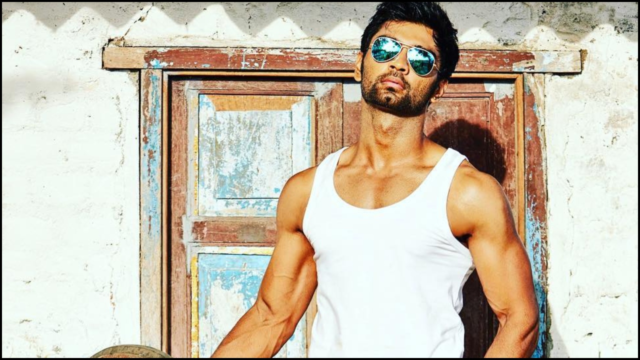 பல கோடிகளை மோசடி செய்தார் நடிகர் அதர்வா... நடந்தது என்ன?... பகீர் ...